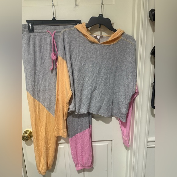 Colsie | Other | Colsie Sweatsuit | Poshmark